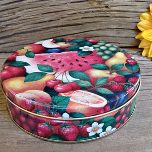 Vintage / Fruit Tin / Watermelon / Round / Small / 6 1/2" Diameter ...