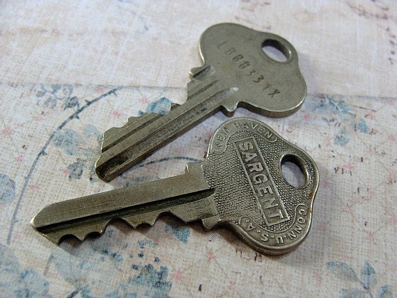 2 Genuine Vintage Sargent Keys - Etsy