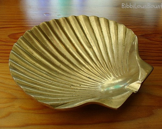 Vintage Brass Clam Shell Ashtray - Etsy