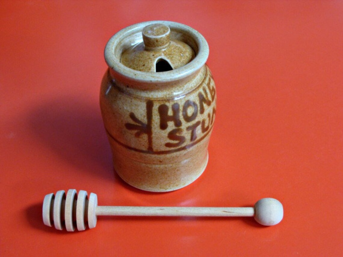 Vintage / HONEY STUNG / Honey Pot / Wooden Dipper / Glazed | Etsy