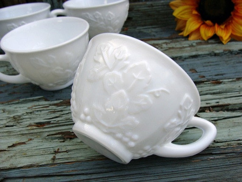 Set of 4 Vintage Milk Glass Cups | Etsy