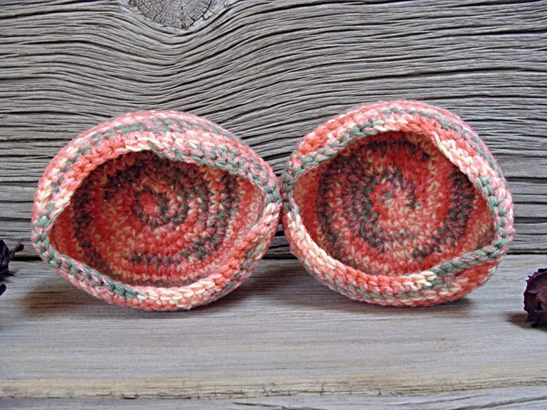 Two Multi-color Baskets / Gift Basket Set / Handmade / Shades - Etsy