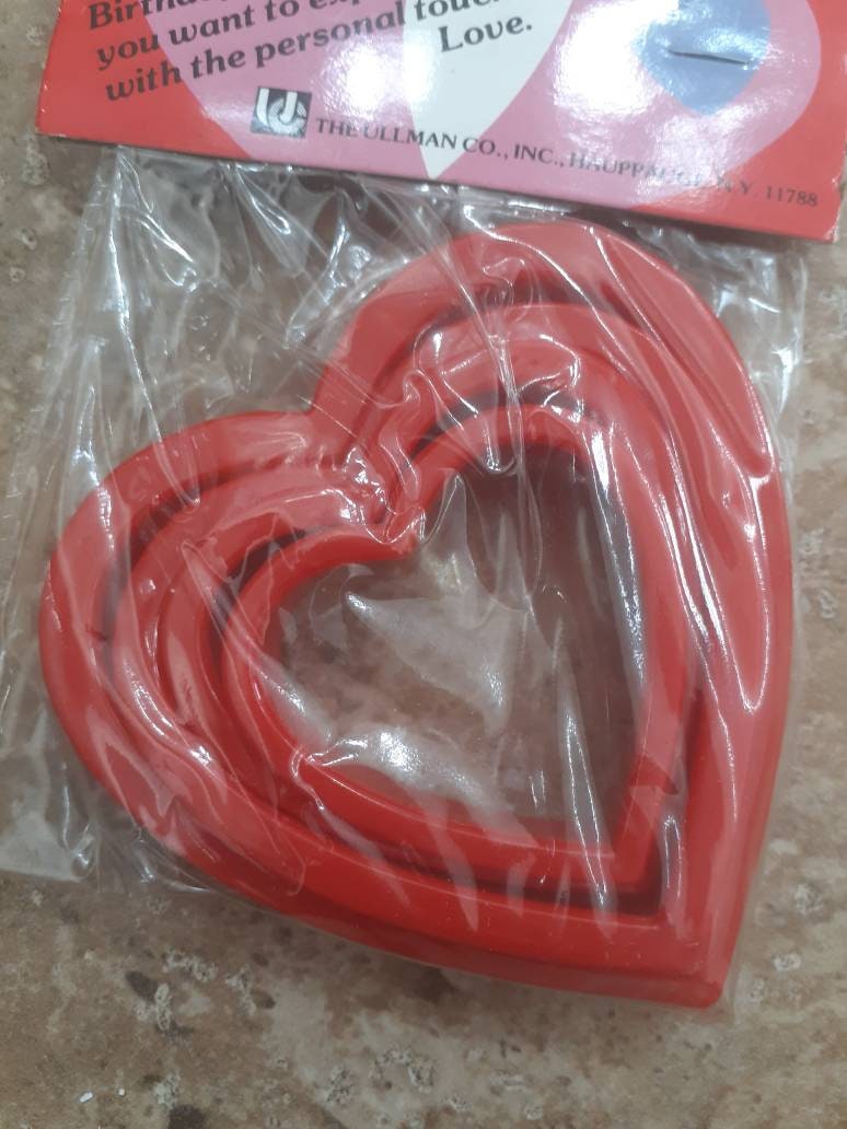 Vintage / Heart Shaped Cookie Cutters / Set of Four (4) / Graduated ...