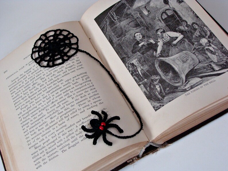 Spider Bookmark / Handmade / Book Lover Gift / Black Widow / - Etsy