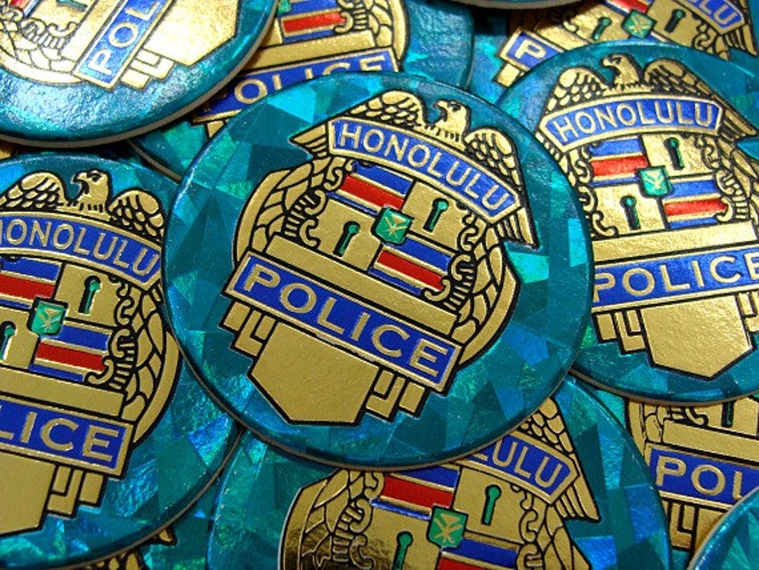 1990s / Twenty-nine 29 Honolulu Police Pogs Hawaiian Pog Supply Round ...