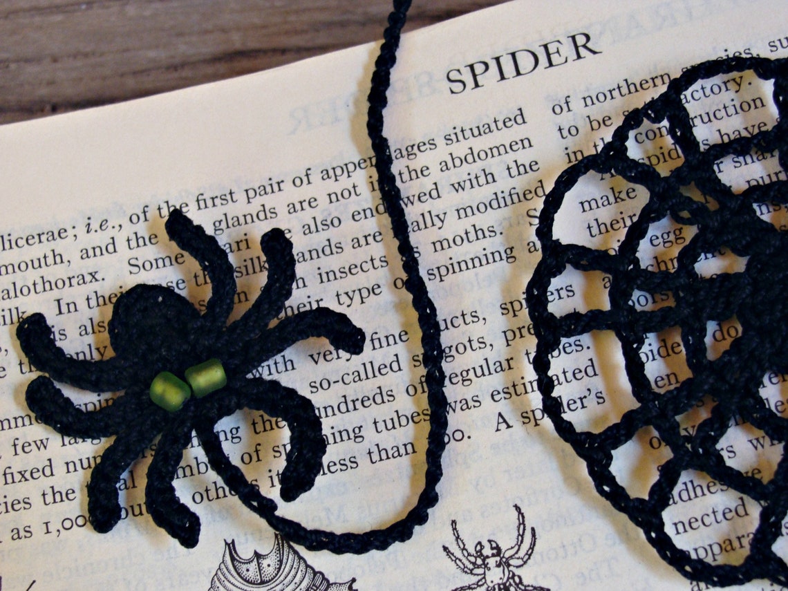 Spider Bookmark / Handmade / Book Lover Gift / Black Widow / - Etsy