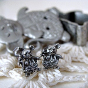 Torino Mouse Trinket Brooch Earrings & Necklace Set - Etsy