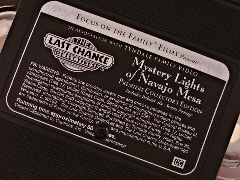 1994 / VHS / Last Chance Detectives / Mystery Lights of Navajo Mesa ...