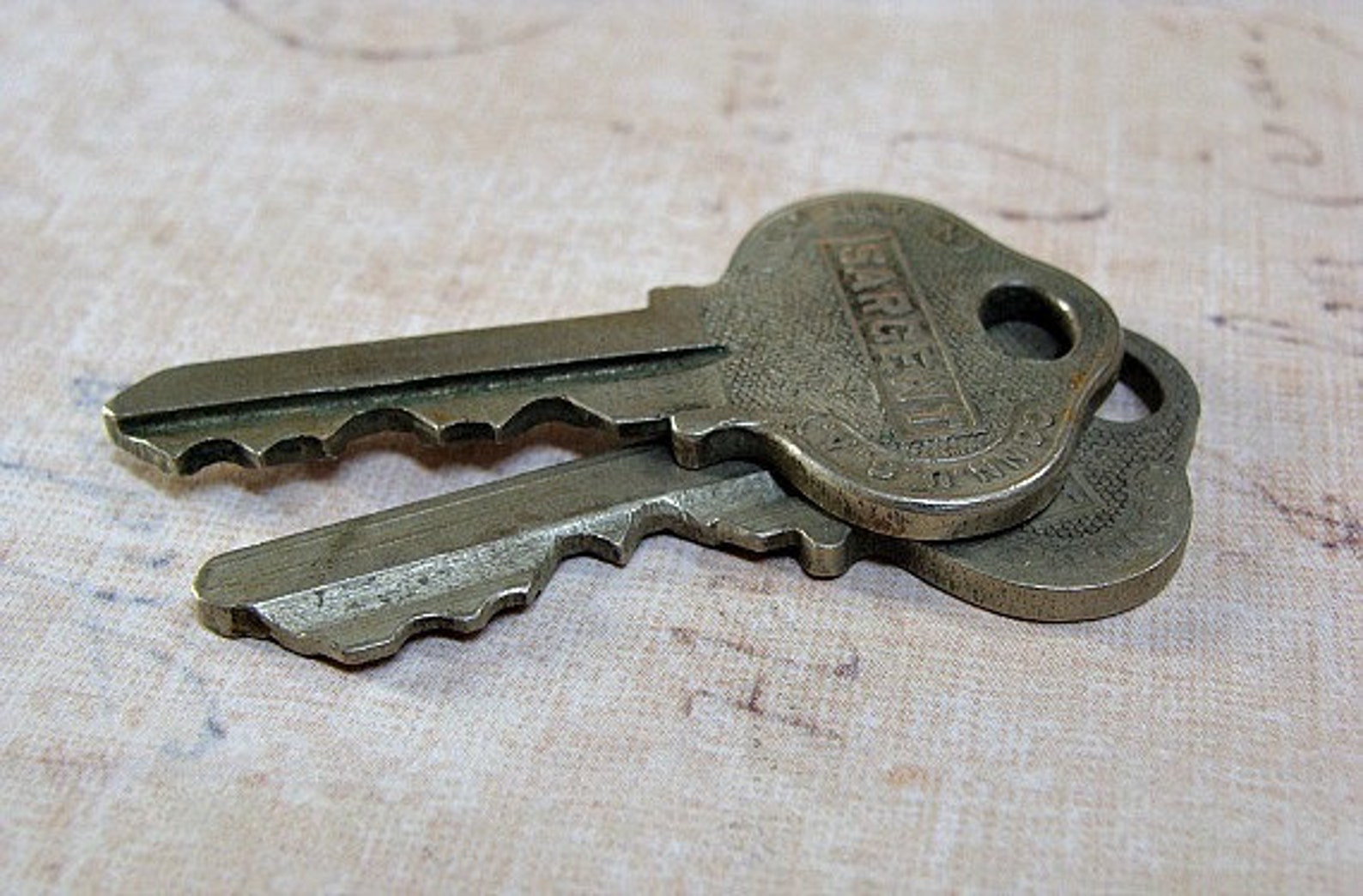 2 Genuine Vintage Sargent Keys - Etsy