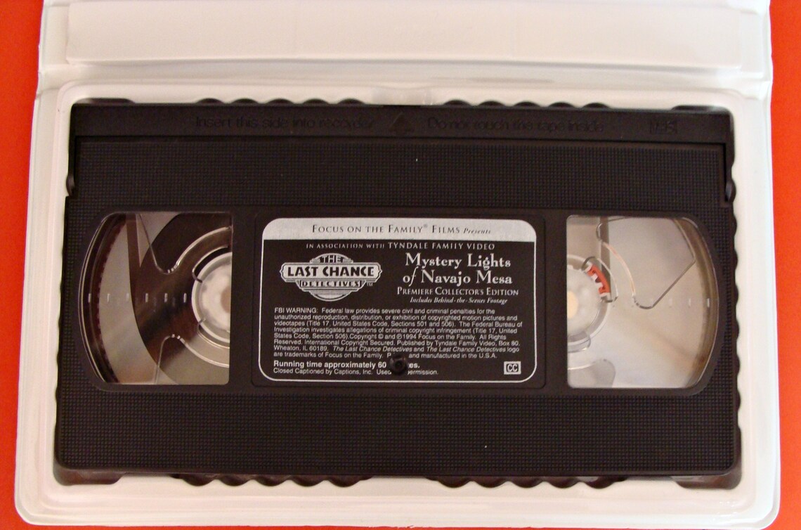 1994 / VHS / Last Chance Detectives / Mystery Lights of Navajo Mesa ...