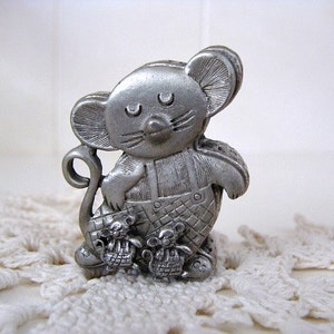 Torino Mouse Trinket Brooch Earrings & Necklace Set - Etsy