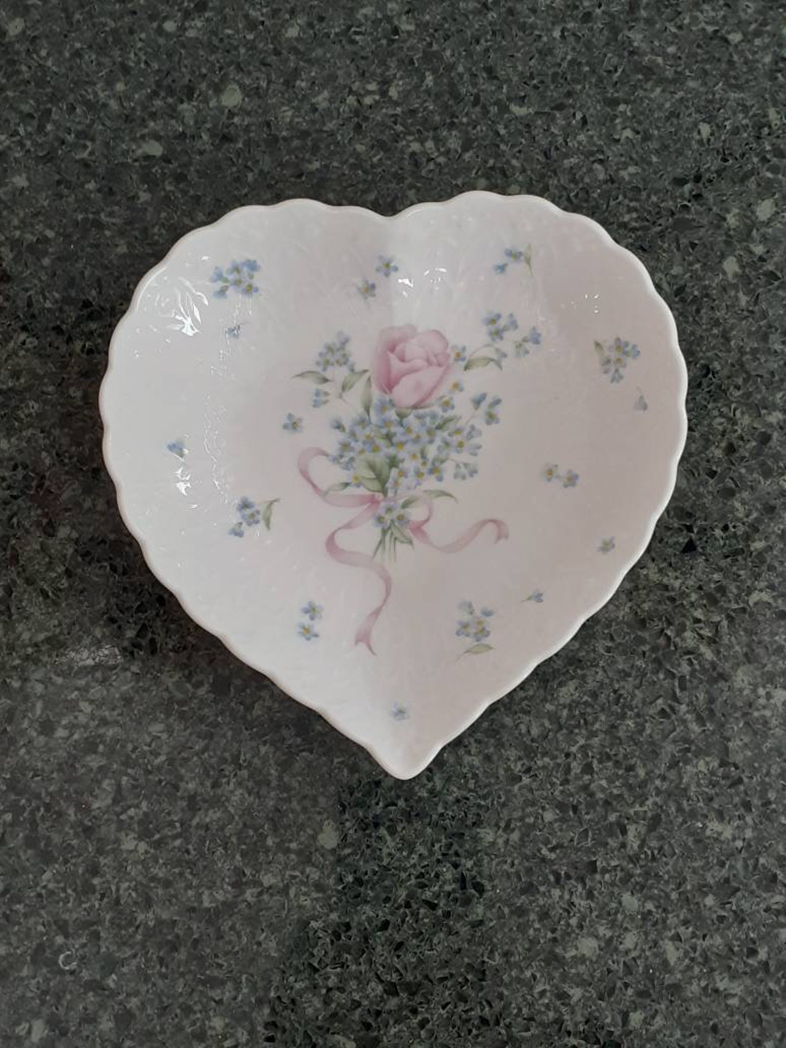 1990s / Mikasa / Heart / Trinket Dish / Always and Forever / Pink Rose ...