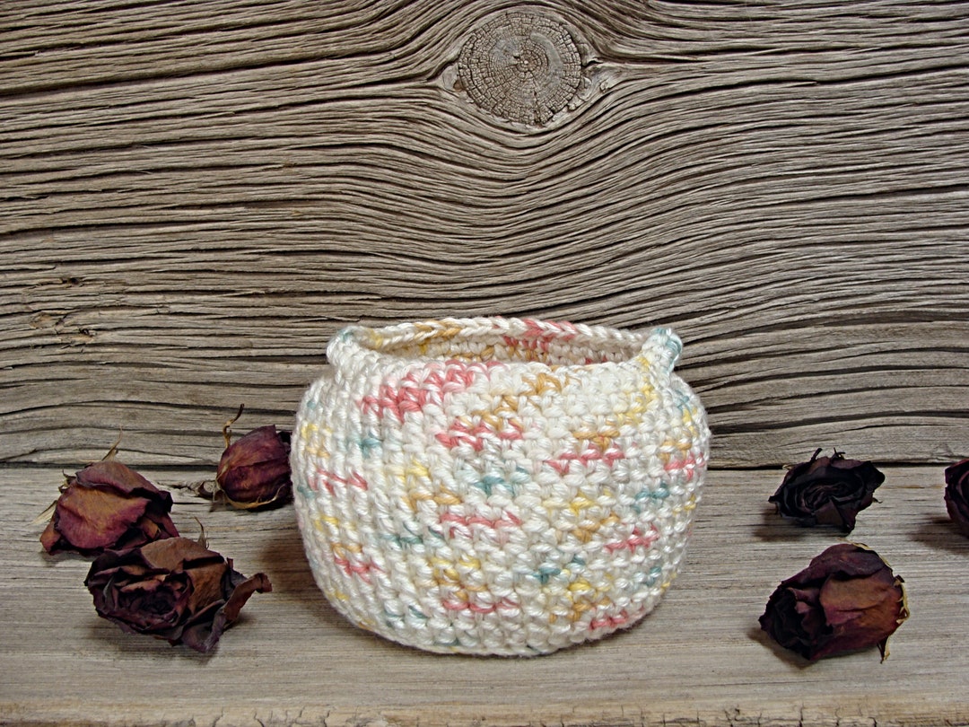 Multi-color Basket / Gift Basket / Color Peppercorn Ombre / Handmade ...