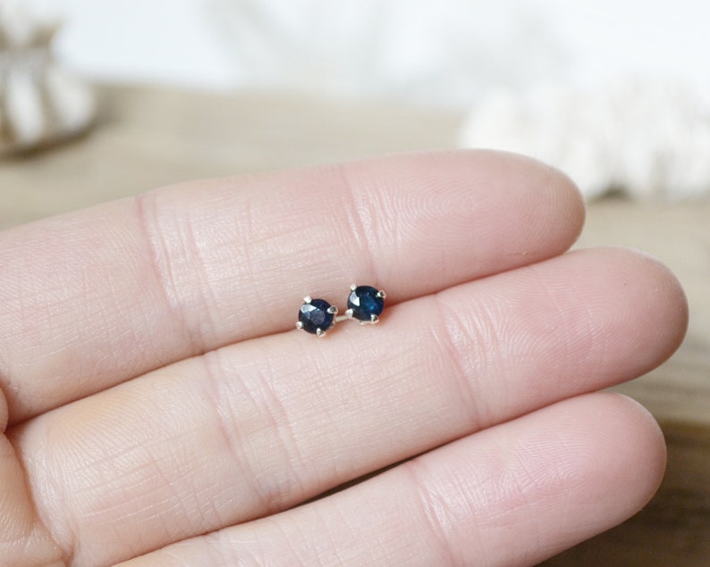Dark Blue Sapphire Stud Earrings /// Small 3.5mm Natural - Etsy Canada