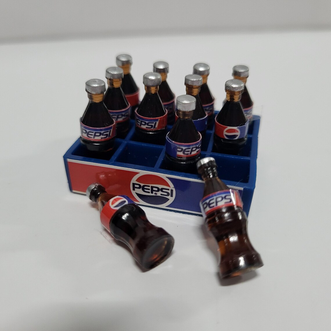 Dollhouse Miniature Mini Pepsi Bottles (1 Set 12 Bottles), Pepsi Can （1 ...