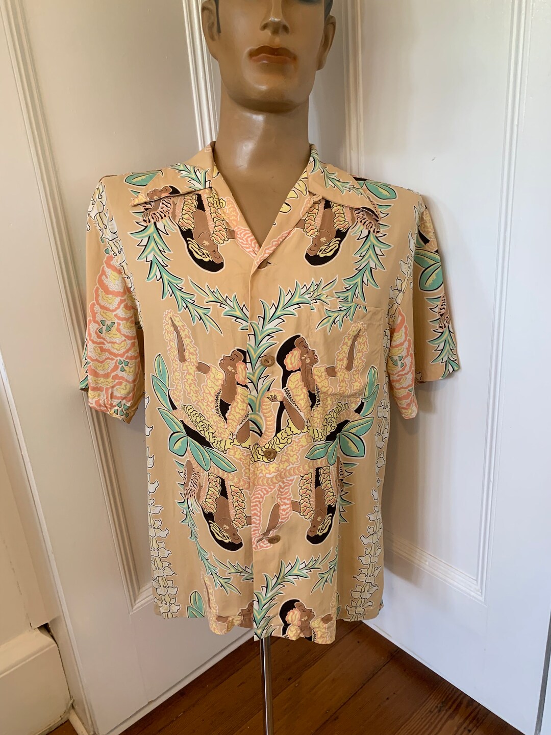 Sun Surf Tan Coloured Hawaiian Aloha Shirt With Garlands and Hula ...