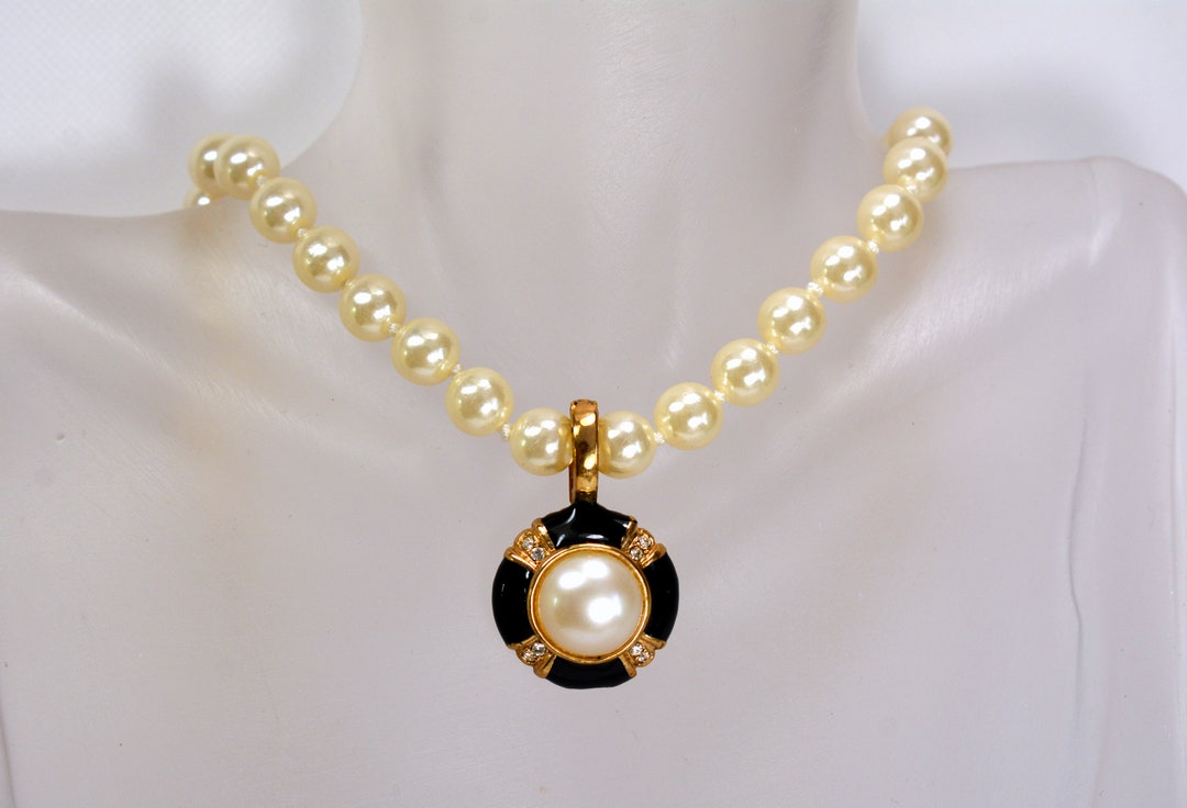 Vintage Faux Perl Necklace With Enamel Rhinestone Pendant - Etsy
