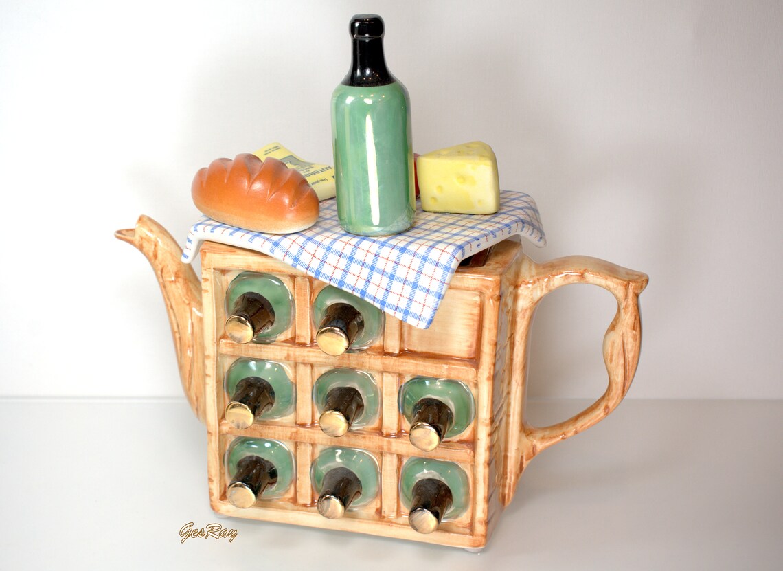 TEAPOTTERY SWINESIDE Design English Teapot Wine Rack Tea Pot, England ...