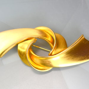 Vintage Clara Studio Inc Brooch Pin Matte Gold, Brushed Gold, Clara ...