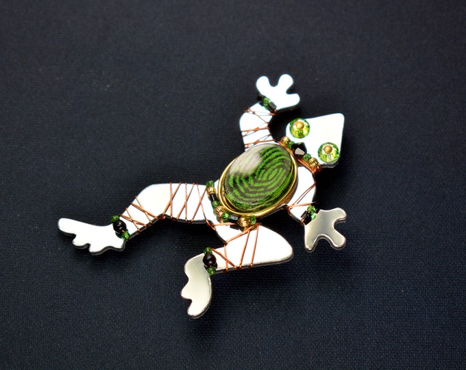 Retired Collectible Unique Liztech Frog Prince, Leaping Frog With ...