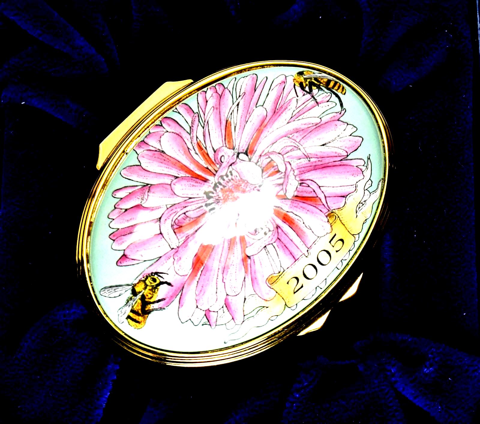 Halcyon Days English Enamel Trinket Box Ring / Pill Box to Remember ...