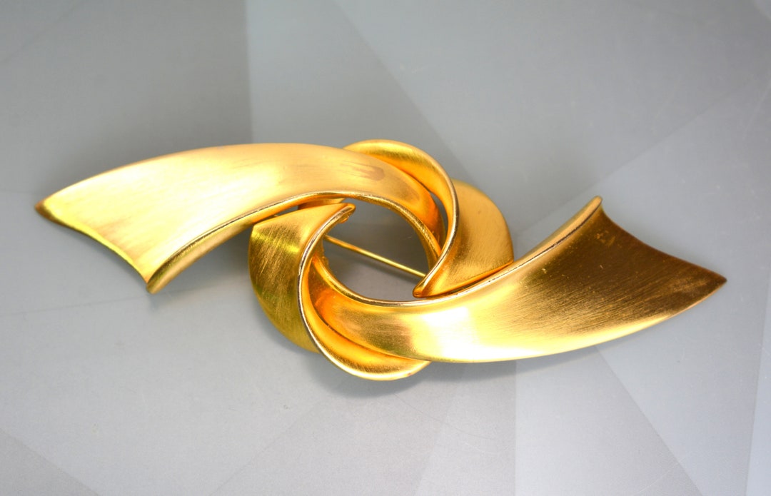 Vintage Clara Studio Inc Brooch Pin Matte Gold, Brushed Gold, Clara ...