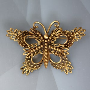 Vintage Estate Gold Hedy Filigree Butterfly Moth Brooch Pin Designer ...