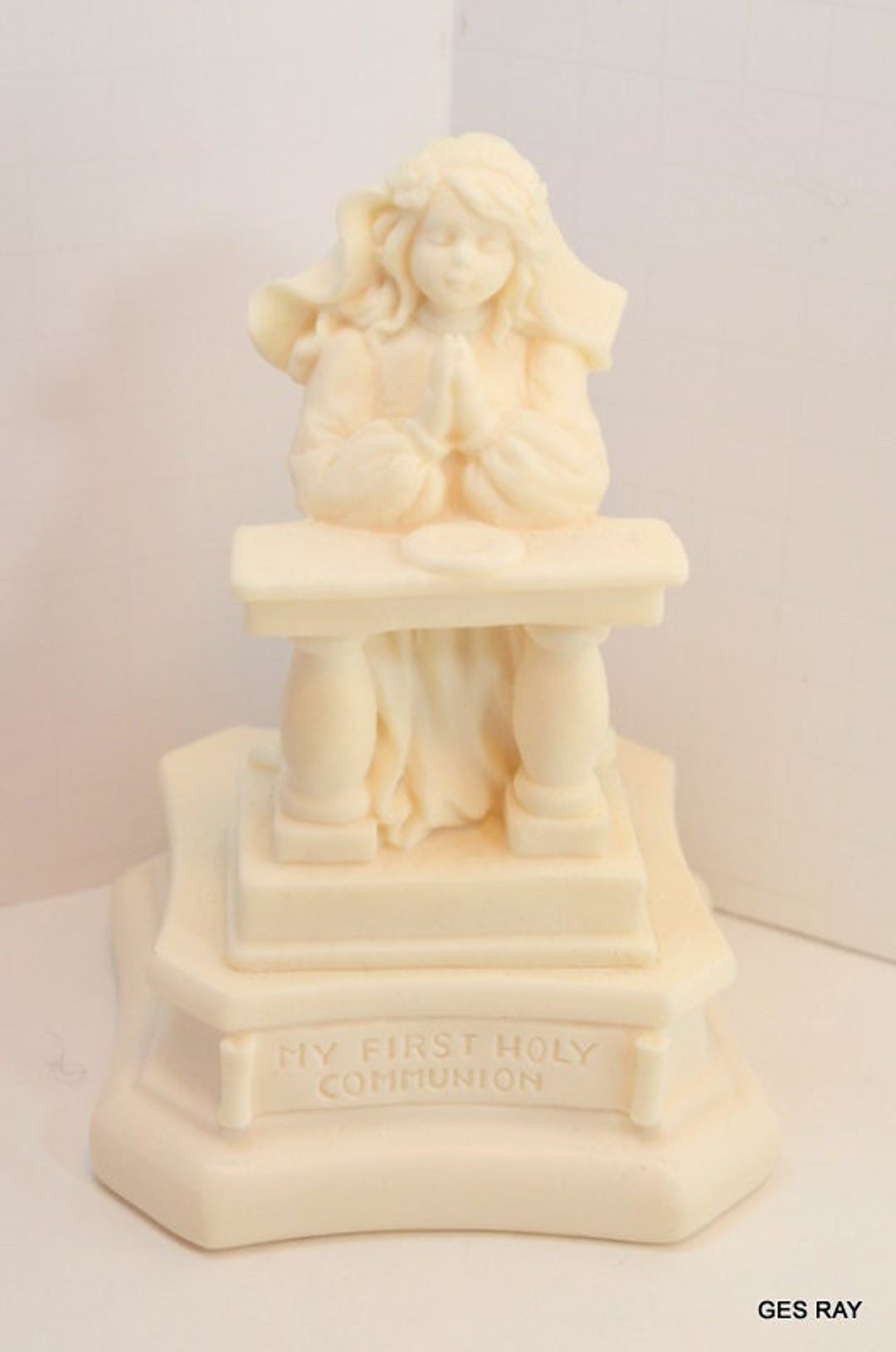 Italian Carved Alabaster Girl Figurine Music Box Signed Vivian C Roman ...