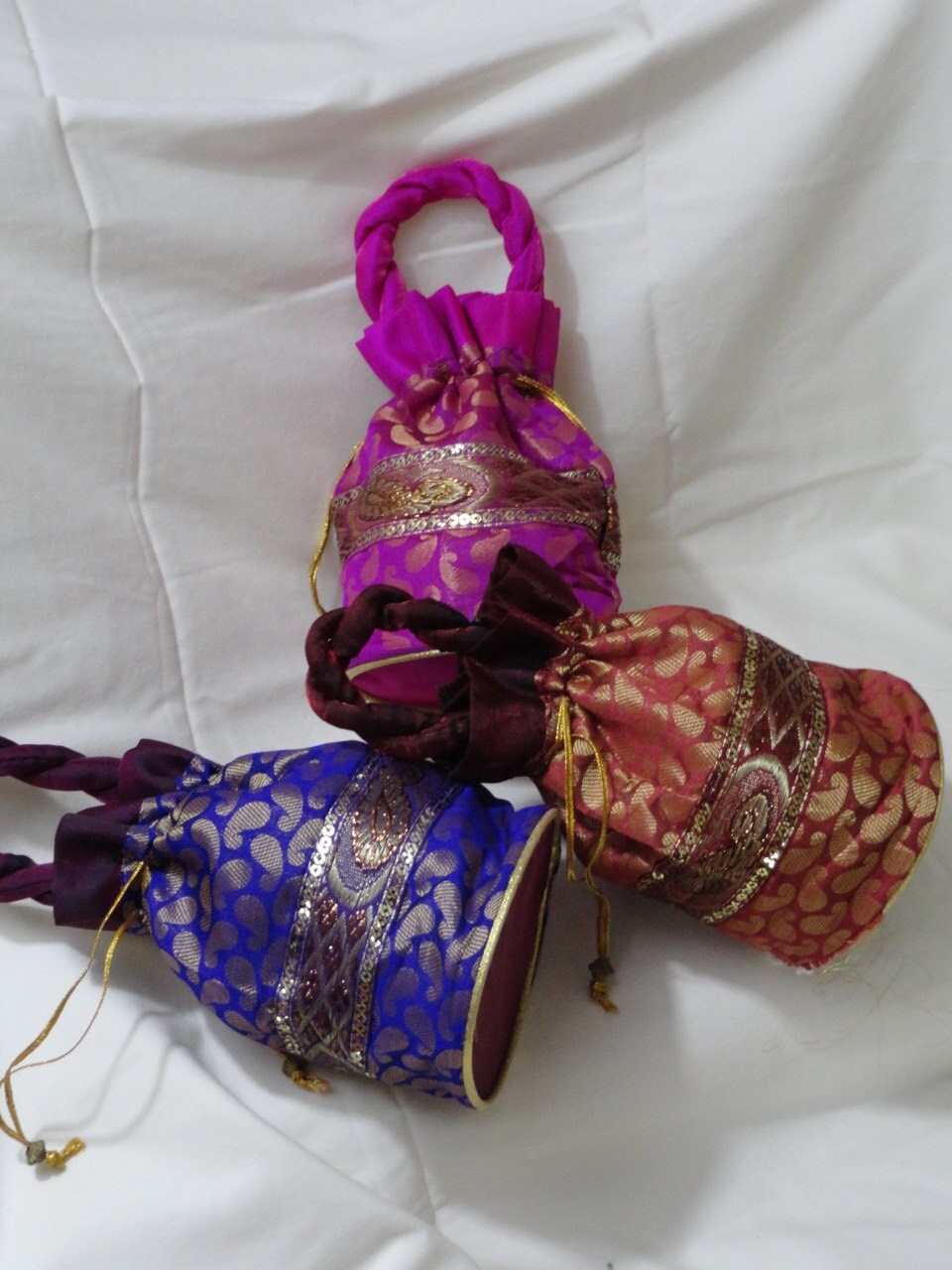 Embroidered Indian Handbag . Silk Day or Evening Bag. Wristlet - Etsy
