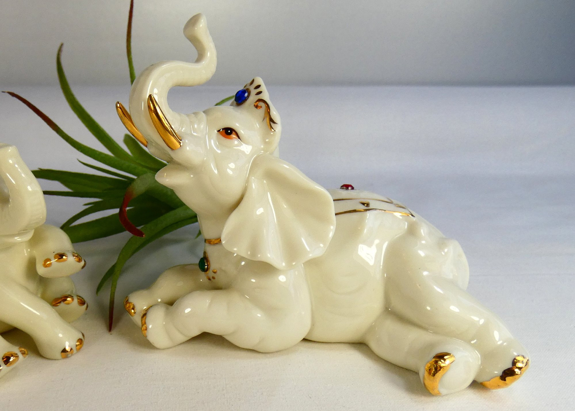 Vintage Porcelain Elephant Set Ivory White Jeweled 24K Gold - Etsy