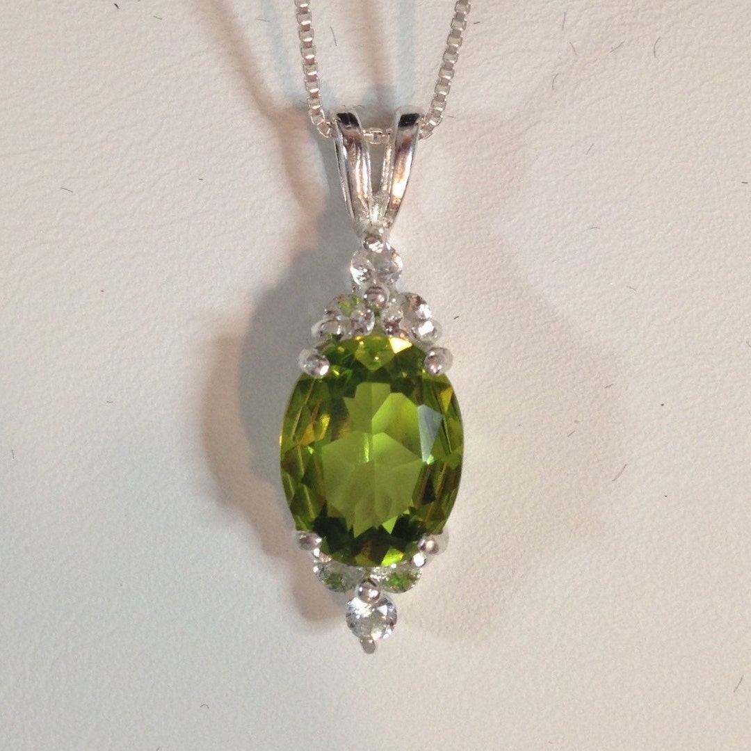 PRECIOSO 3.5ctw Verde Oliva Peridoto y Topacio Blanco Plata de Ley 14kt ...