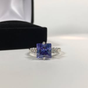 Gorgeous 2.5ctw Princess Cut Tanzanite Ring White Sapphire Accents 5 6 ...