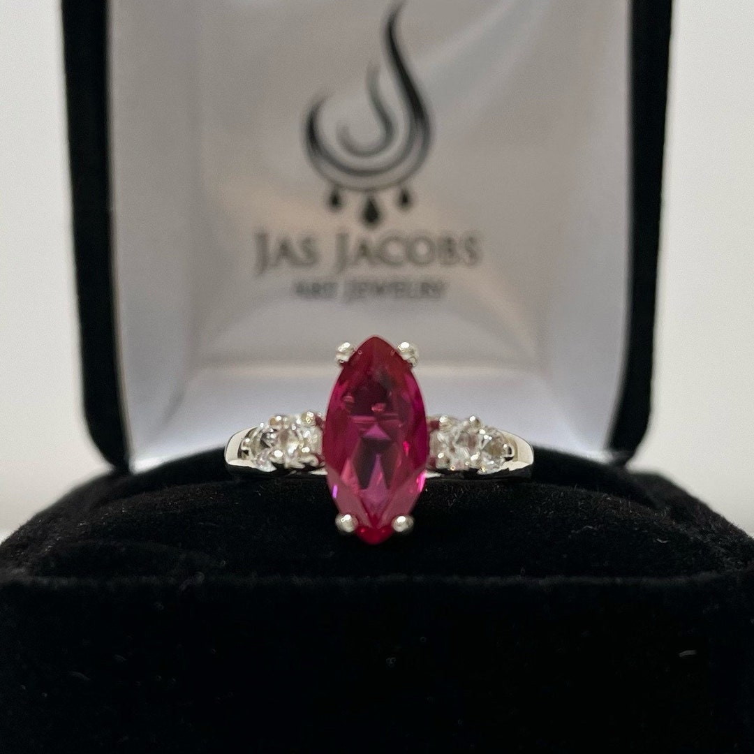 GORGEOUS 2.5ctw Marquise Cut Ruby Ring White Sapphire Accents Size 5 6 ...