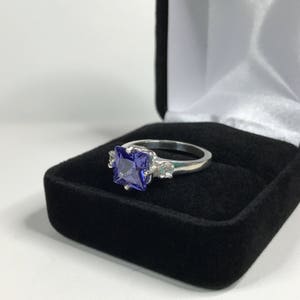 Gorgeous 2.5ctw Princess Cut Tanzanite Ring White Sapphire Accents 5 6 ...
