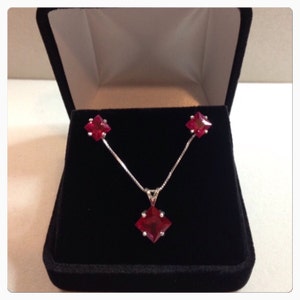 4.5ct Princess Cut Ruby & Sterling Silver Pendant Necklace and Stud ...