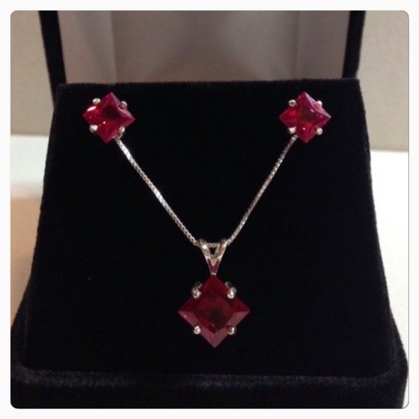 Princess Ruby - Etsy