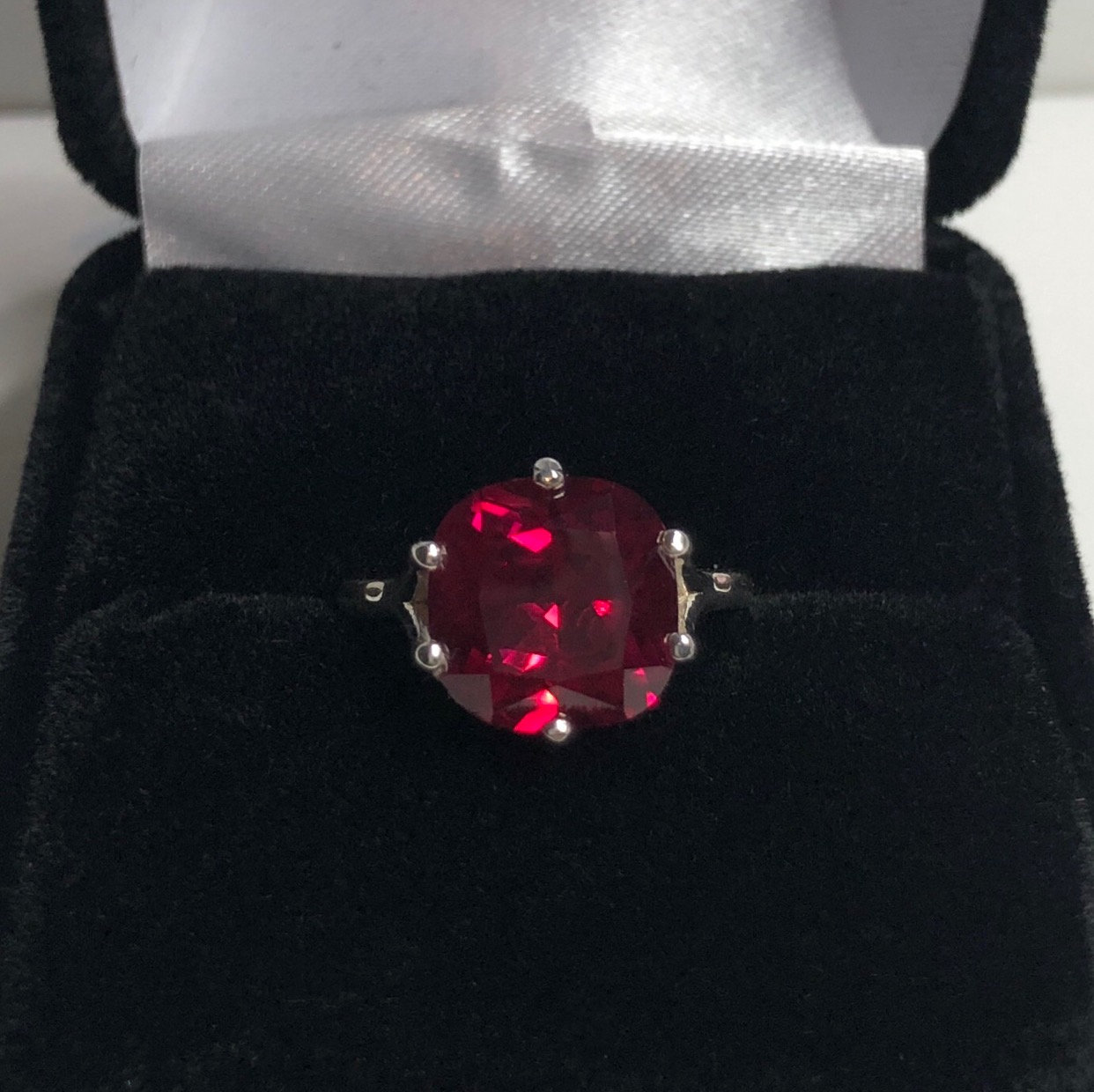 5ct Cushion Cut Ruby Ring: 10k or 14k Gold, July Birthstone - Etsy