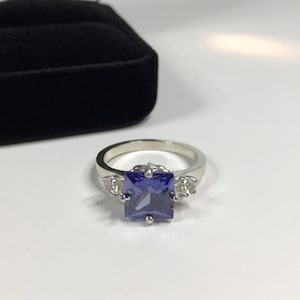 Gorgeous 2.5ctw Princess Cut Tanzanite Ring White Sapphire Accents 5 6 ...