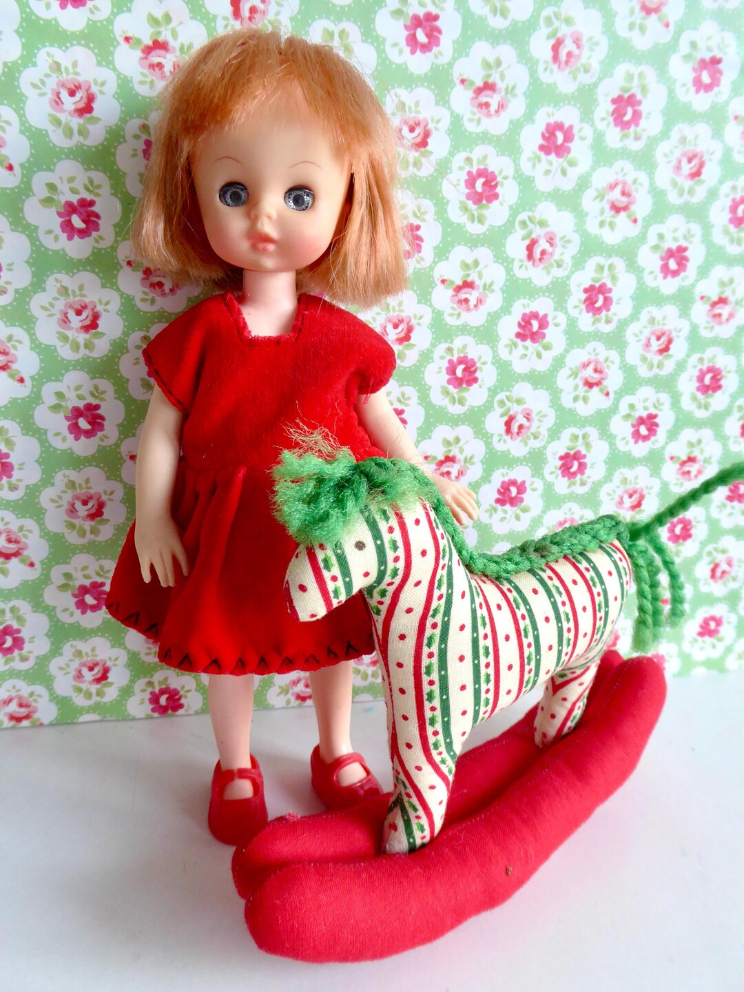 Simple, Vintage, Red Velvet CHRISTMAS PARTY DRESS for 7-8in/16-19cm ...