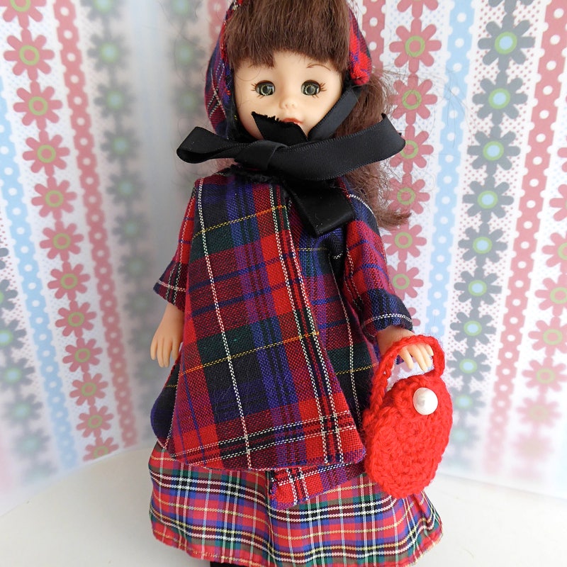 8 Red Doll Scarf - Etsy UK