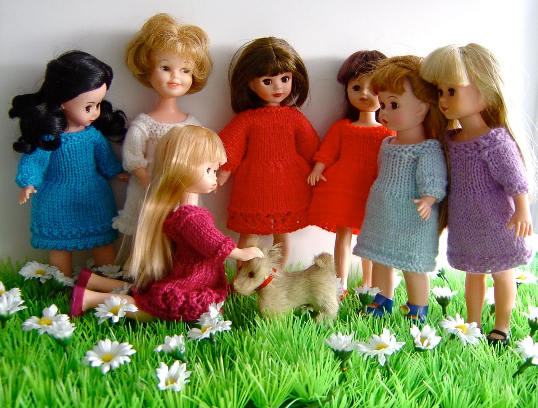 New Colours*hand KNIT DRESSES for 7 Dolls Like Amanda Jane, Blue Box ...