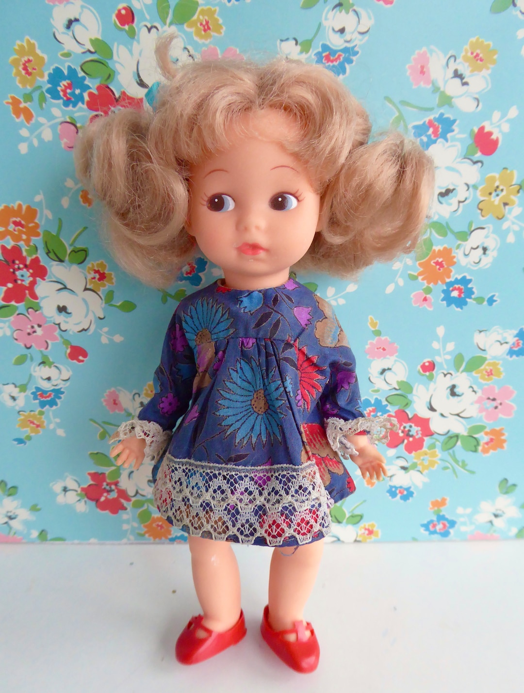 Mint AMANDA JANE DOLL & Outfit a Truly Delightful Little Blonde Poppet ...
