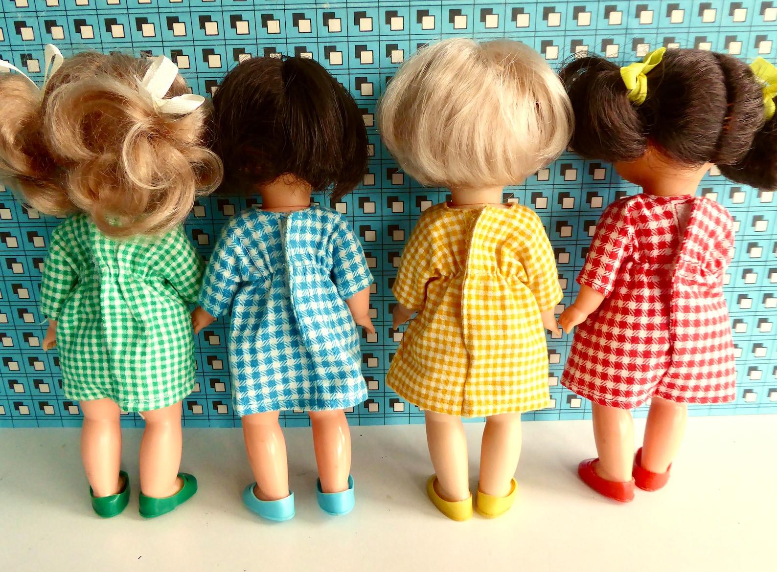 Original 70s AMANDA JANE DRESS - a Gingham Basic for Slender 6-8in/14 ...