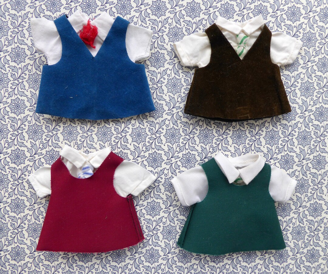 Choose From 4 ORIGINAL AMANDA JANE School Outfits - Two Pieces for Most ...