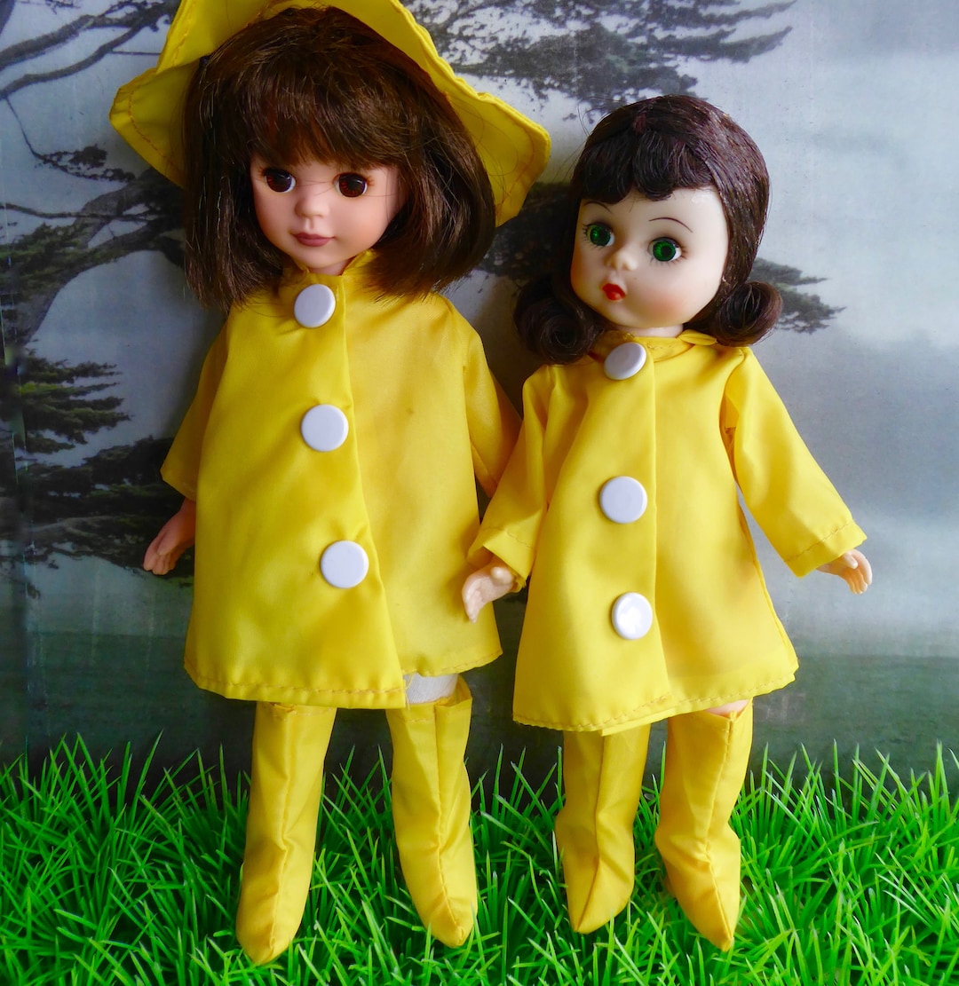 DOLL'S RAINCOAT and HAT in Yellow Plastic to Fit Most 7-9in/16-20cm ...