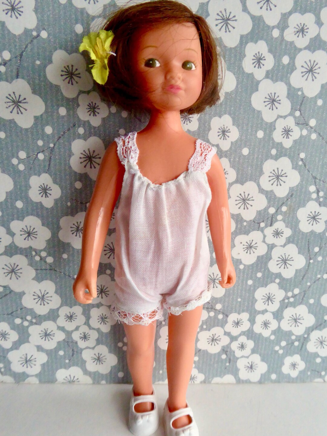 Lovely Vintage MISS AMANDA JANE Doll With Cropped Brunette Hair. She's ...