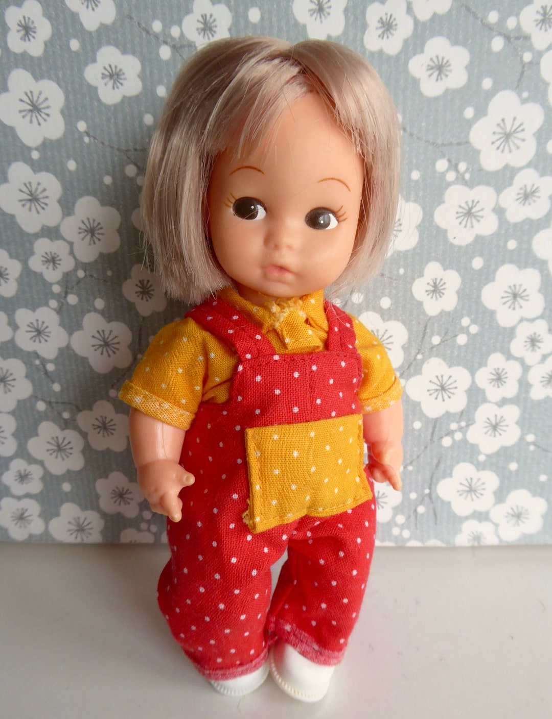Superb Mint Condition AMANDA JANE BABY Doll, Dressed in Official but ...