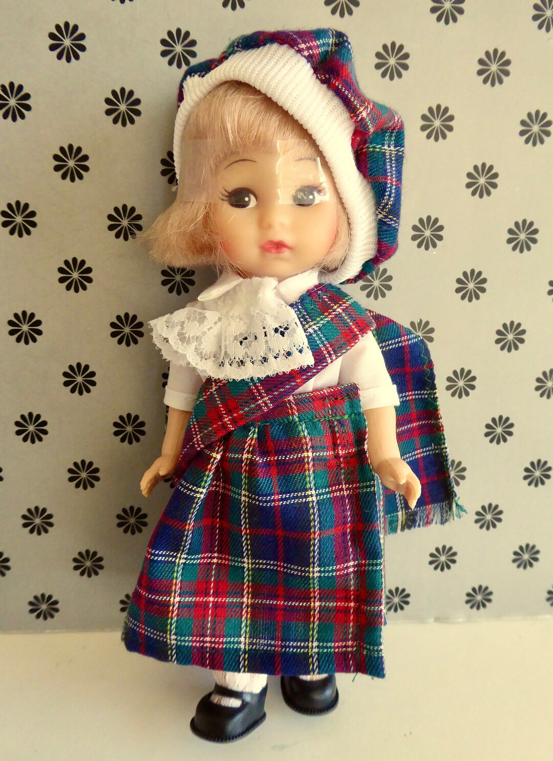 Rather Rare SCOTTISH AMANDA JANE Doll, in Full Tartan Regalia - This ...