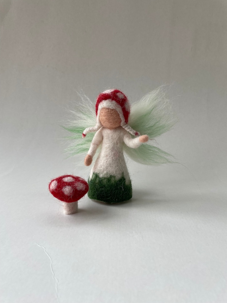 Toadstool-flower Fairywet Felted. Waldorf. Felted.flower - Etsy