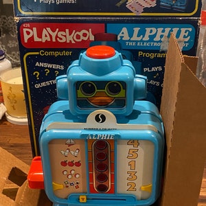 Vintage, Playskool alphie 1978 Electronic Robot for Early Learning ...